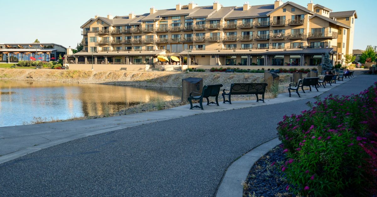 Riverfront Lodging | Visit Tri-Cities